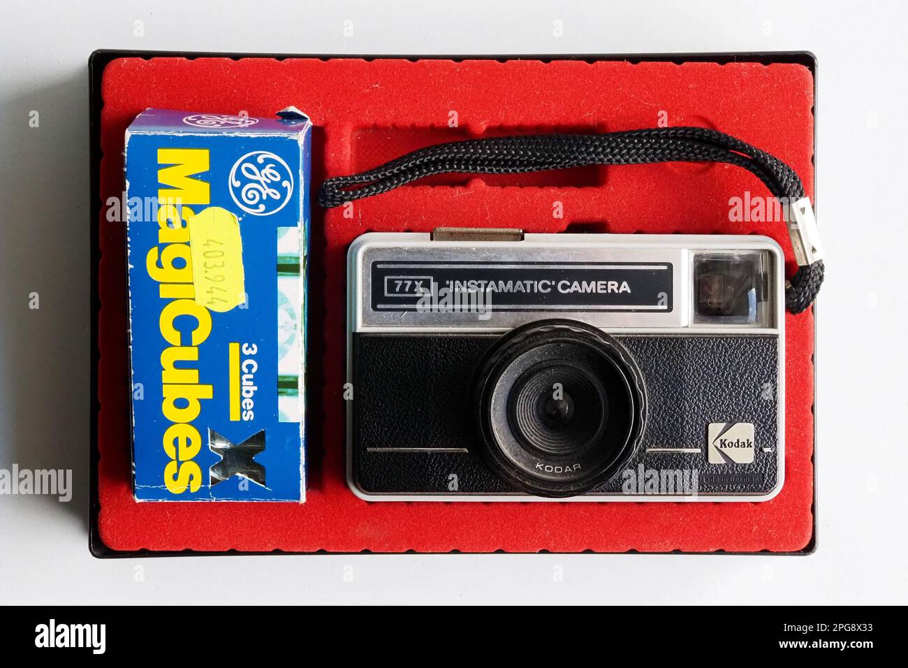 Kodak camera 1984 hi-res stock photography and images - Alamy
