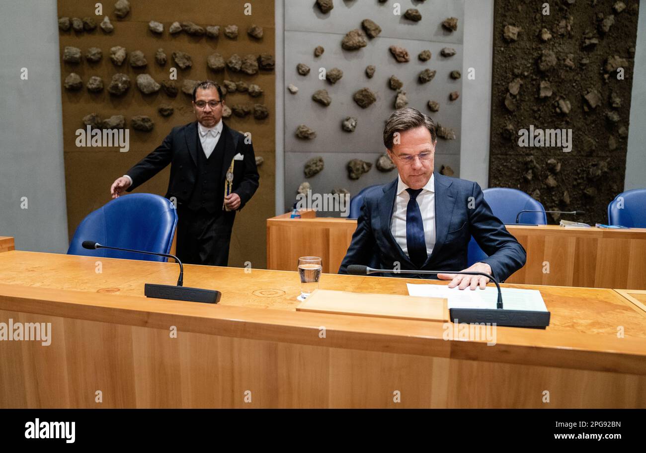 Plenary business attire hi-res stock photography and images - Alamy