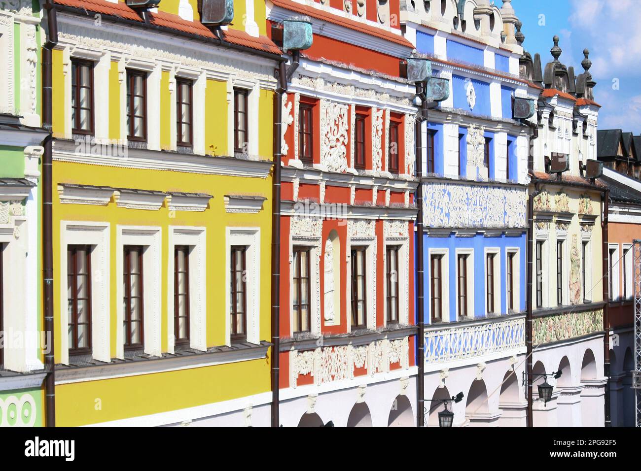 Facade historic tenement houses hi-res stock photography and images - Alamy