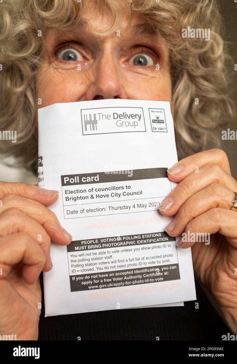 Photo id card hi-res stock photography and images - Alamy