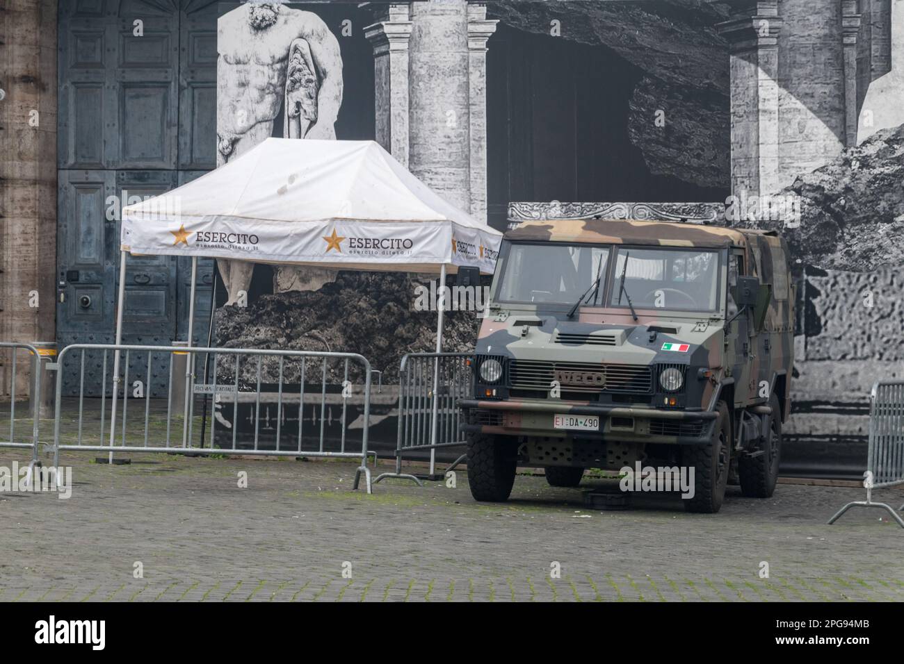 Rome, Italy - December 8, 2022: Esercito Italiano (Italian Army Stock ...