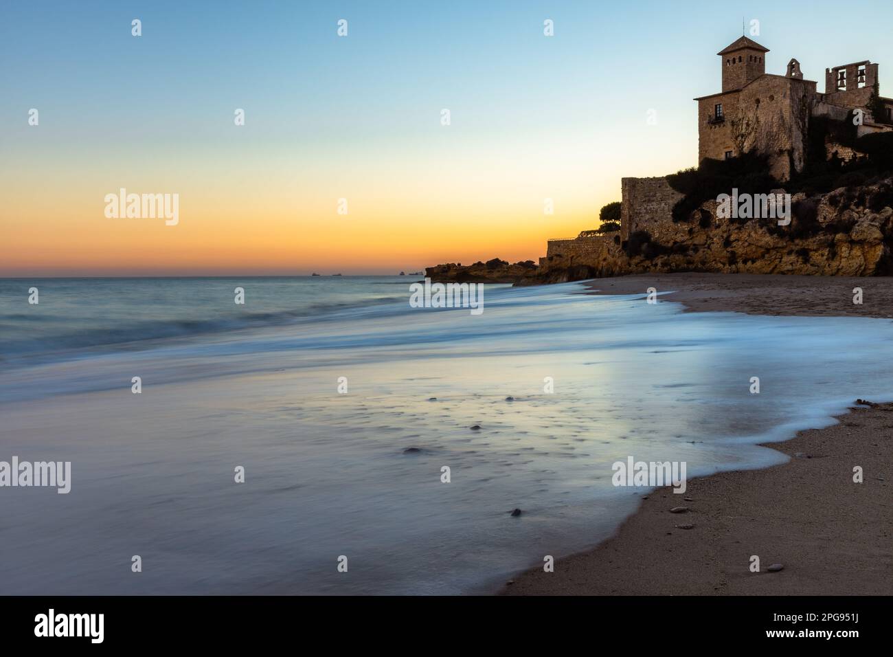 Tamarit castle hi-res stock photography and images - Alamy