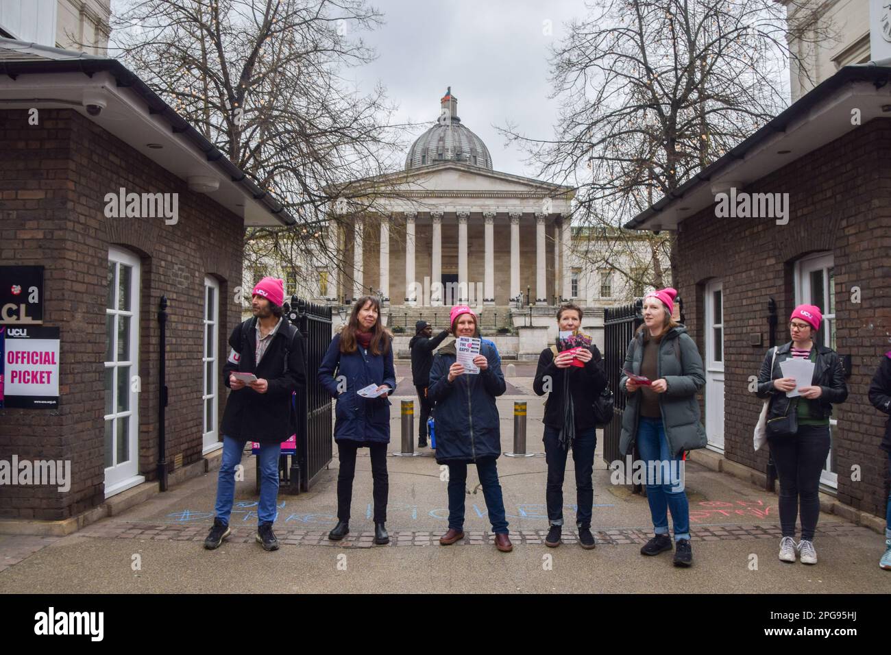 Ucl students union hi-res stock photography and images - Alamy