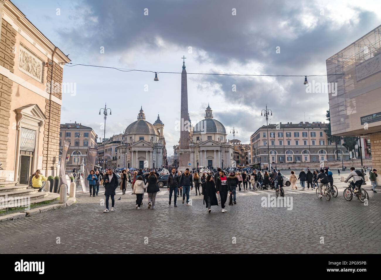 Rome, Italy - December 8, 2022: Crowded Piazza del Popolo square Stock ...