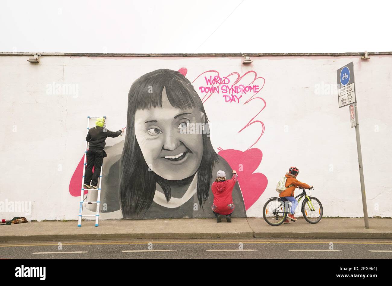 Estr artist hi-res stock photography and images - Alamy