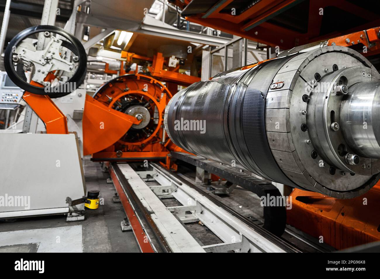 Forming automobile tire with automated equipment at plant Stock Photo ...