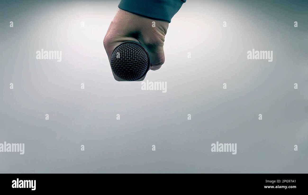 Caucasian Man Dropping the Mic Sequence - Popular Performance All Black ...