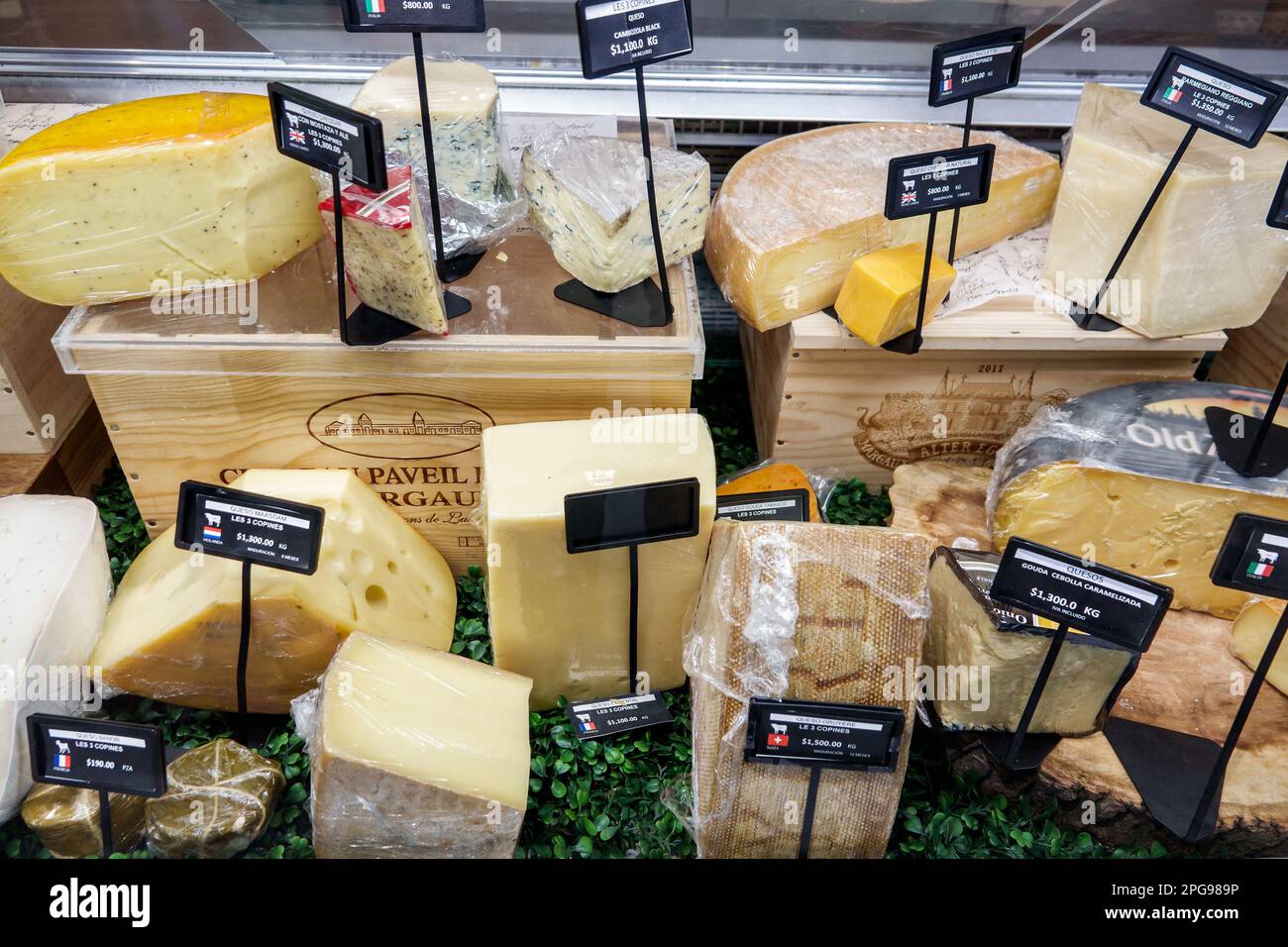 Mexico City,Polanco,El Palacio de Hierro,luxury department store,food ...