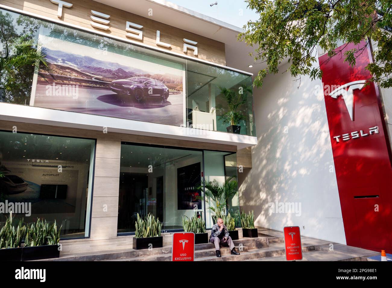 Mexico City,Polanco,Avenida Presidente Masaryk,Tesla electric car ...