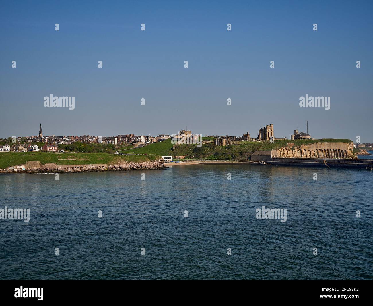 Landscape of the river bank of the river Tyne near Newcastle in ...