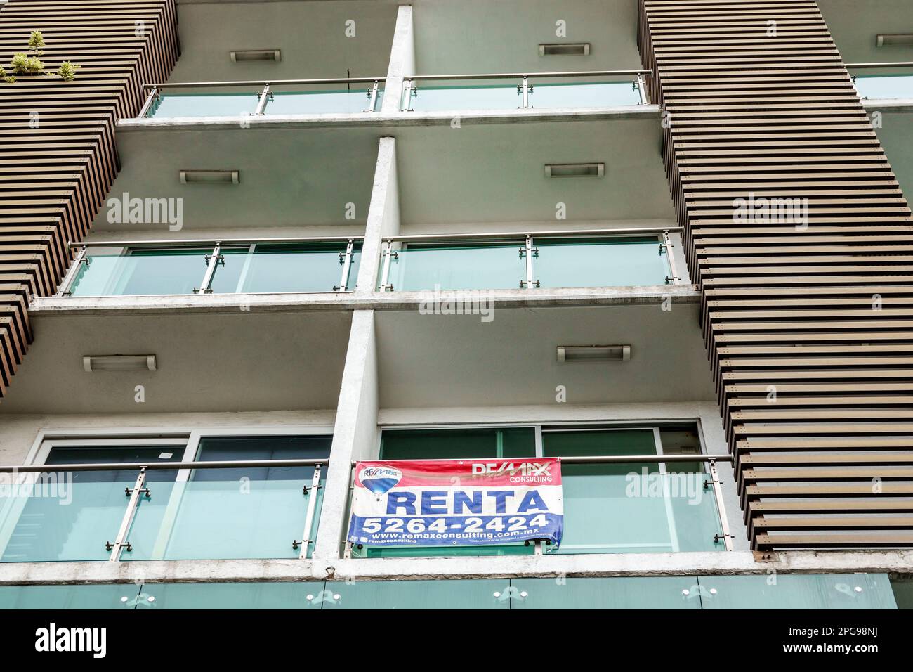 Mexico City,residence apartment for rent Re/Max,balcony,outside ...