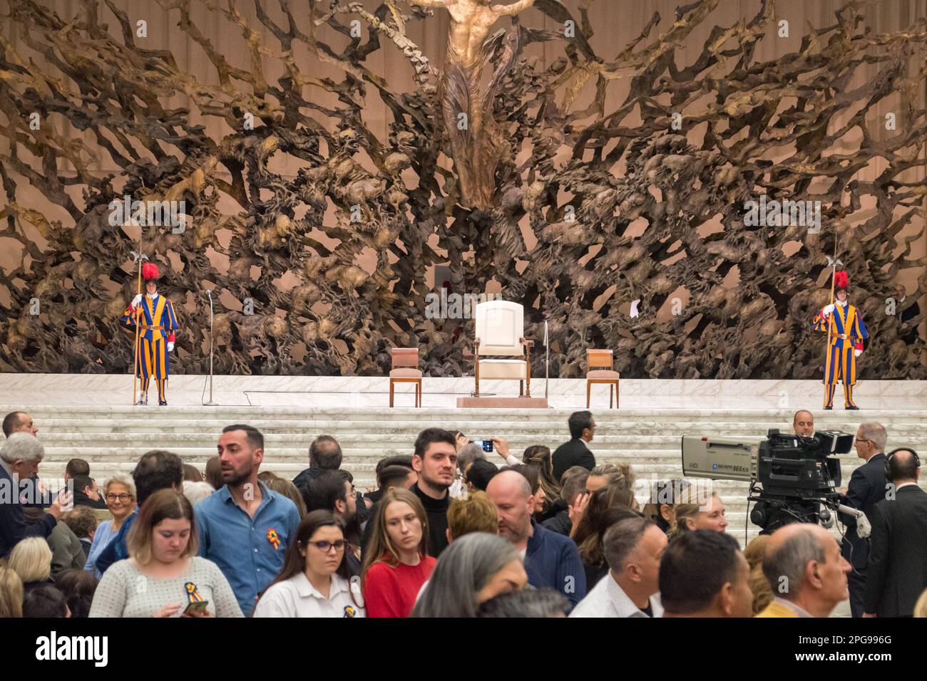 Paul vi audience hall hi-res stock photography and images - Alamy