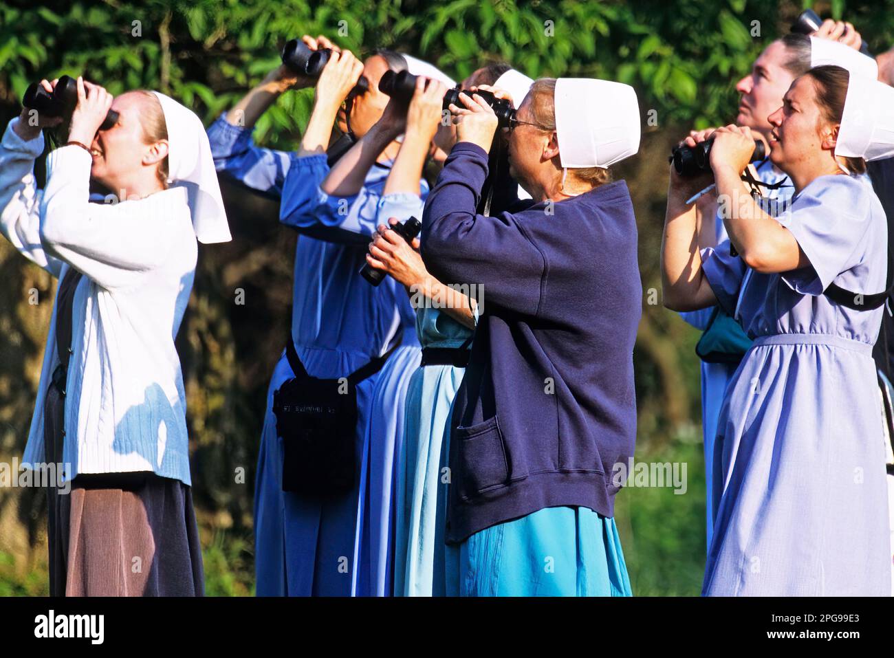 Mennonite women hi-res stock photography and images - Alamy