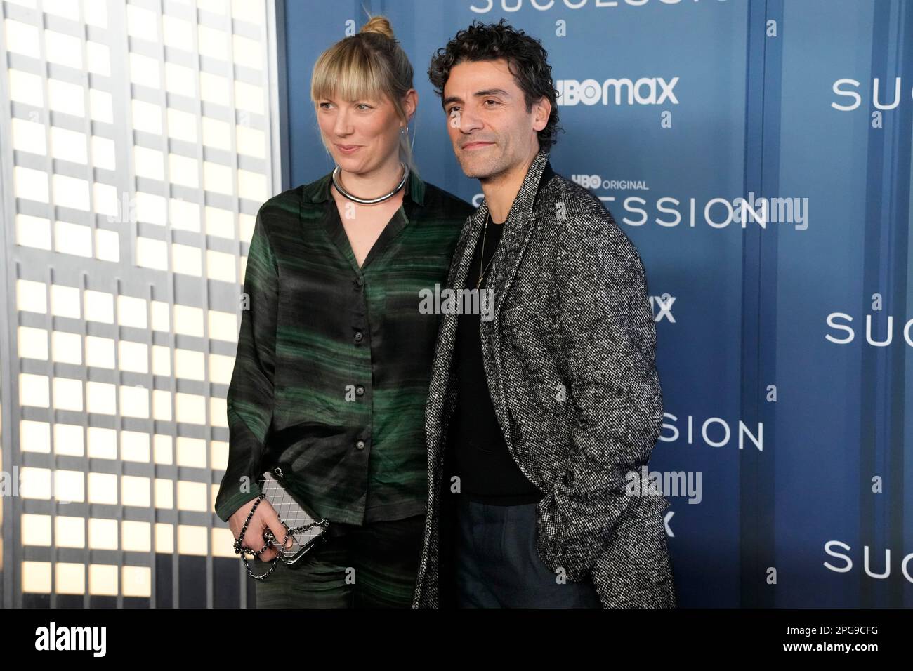 Elvira Lind and Oscar Isaac attend the premiere of HBO's "Succession ...