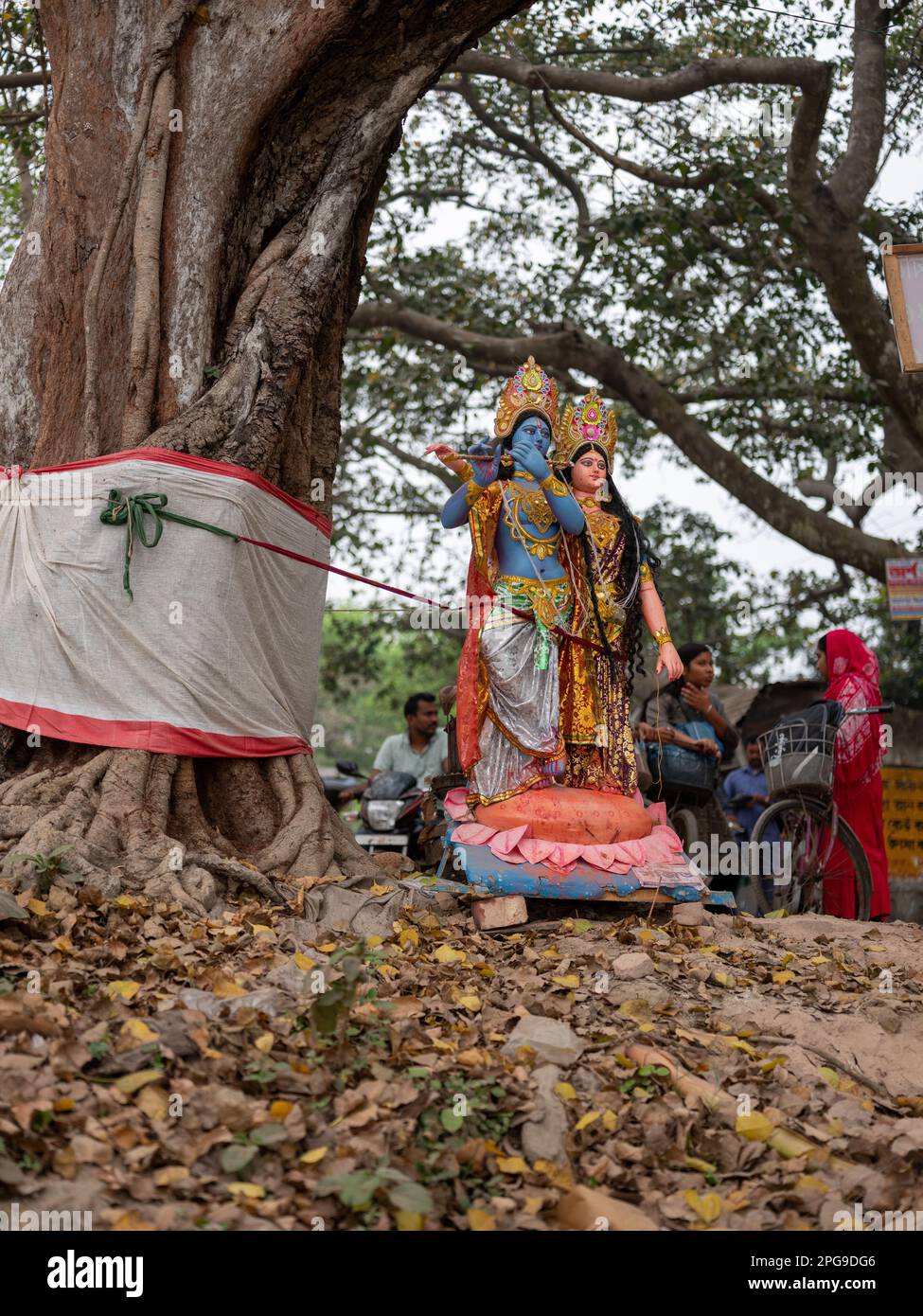 Religious icons on the river bank in Murshidabad, India Stock Photo - Alamy