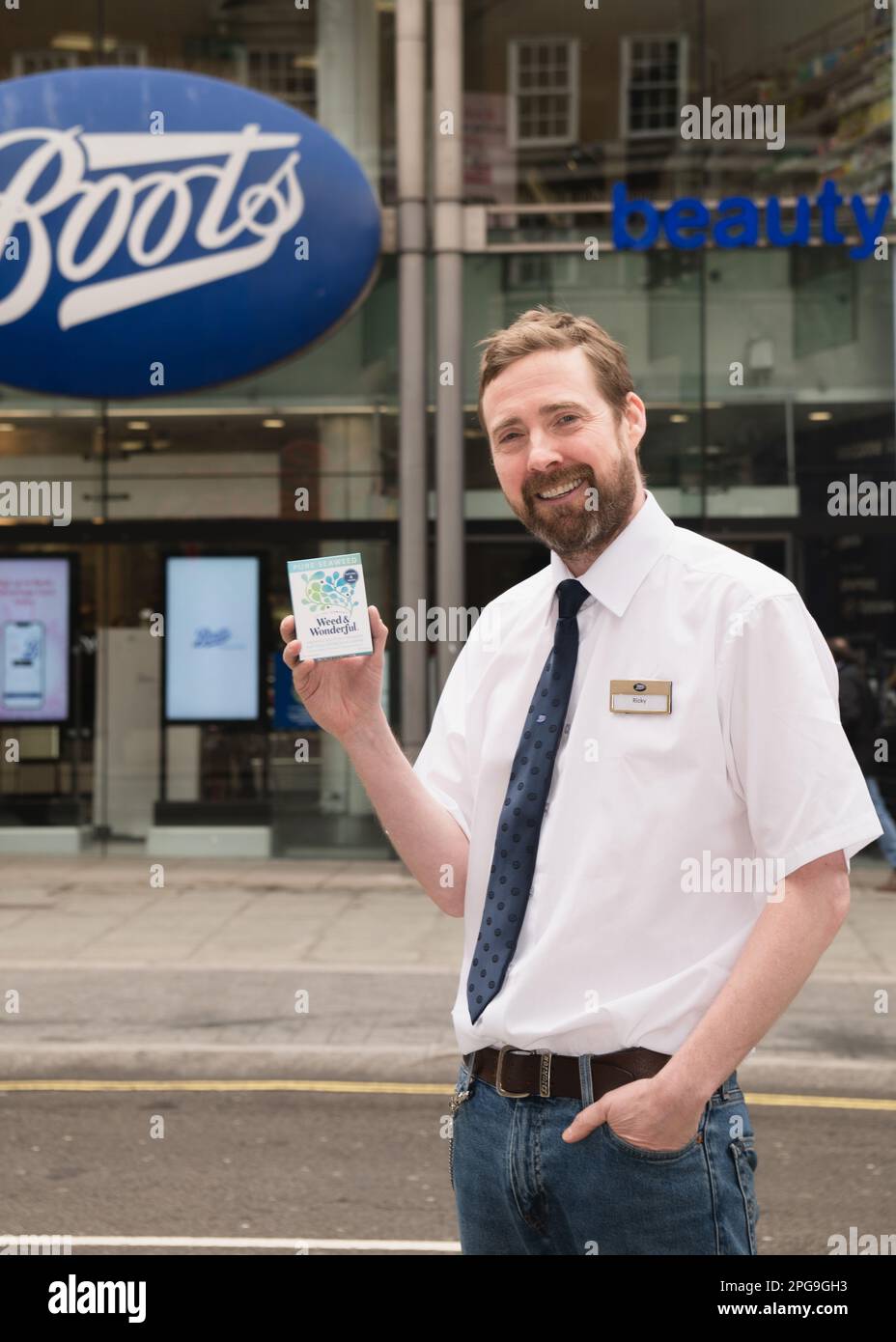 London, UK. 21st March 2023. Kaiser Chiefs Ricky Wilson launches Doctor ...