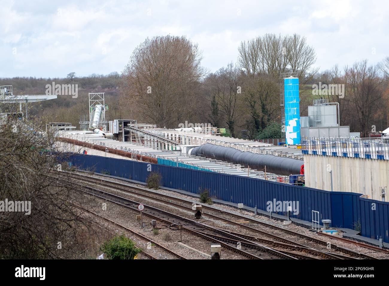 West Ruislip, UK. 21st March, 2023. HS2 spoil being sent along a ...