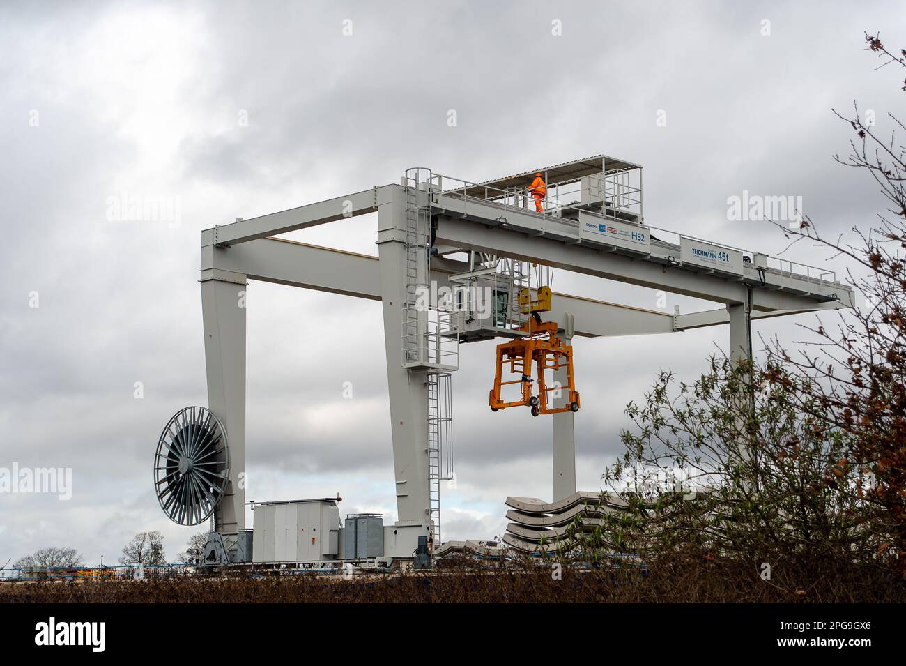 West Ruislip, UK. 21st March, 2023. HS2 High Speed Rail Construction ...