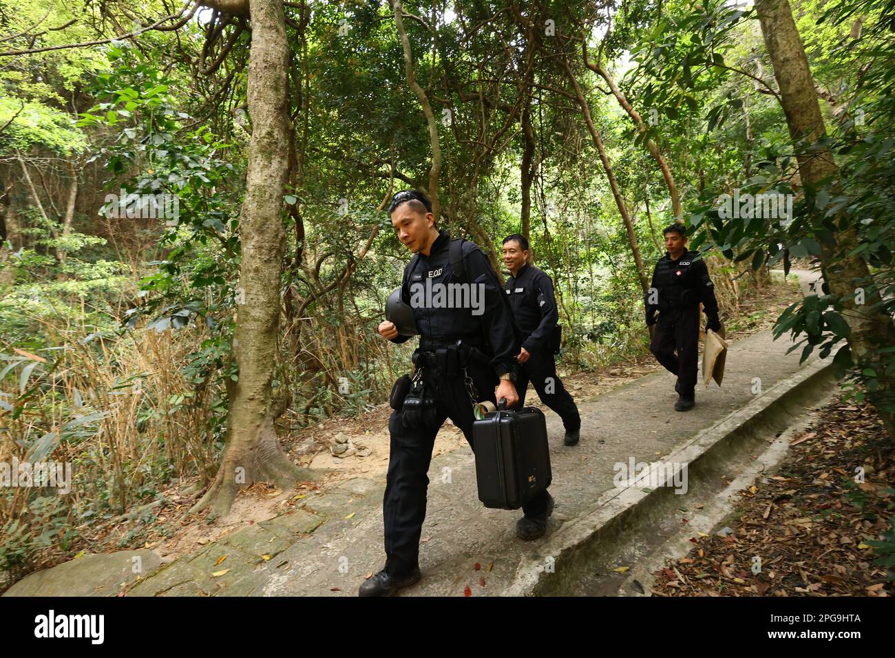 Explosive ordnance disposal eod hi-res stock photography and images - Alamy