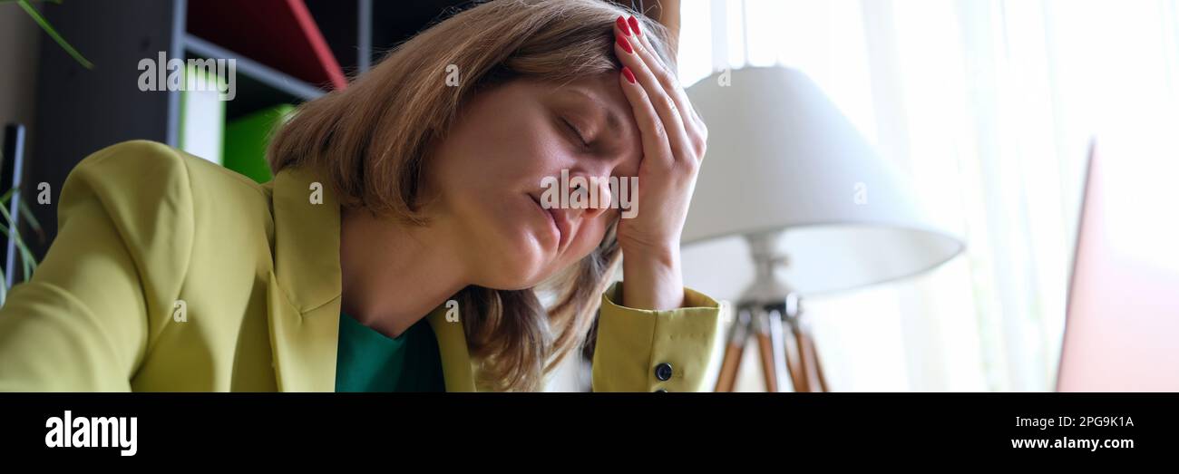 Lonely concept in workplace hi-res stock photography and images - Alamy