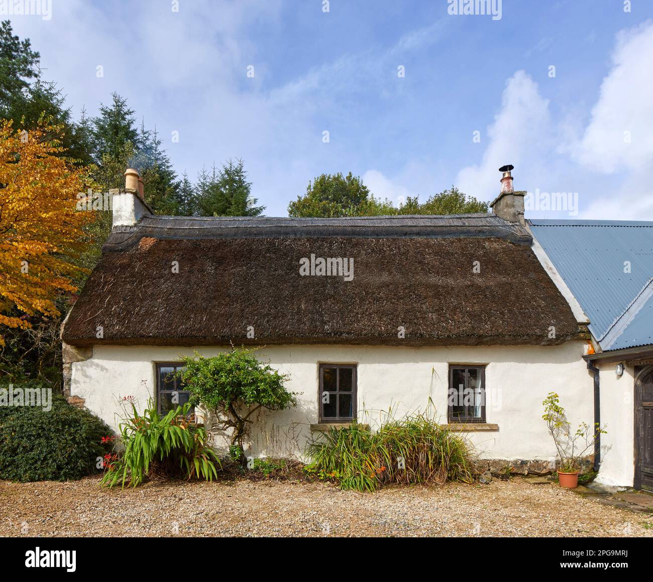 Traditional farm cottage , Sligo, Ireland. Traditional Homes, Rural setting, United Kingdom ...