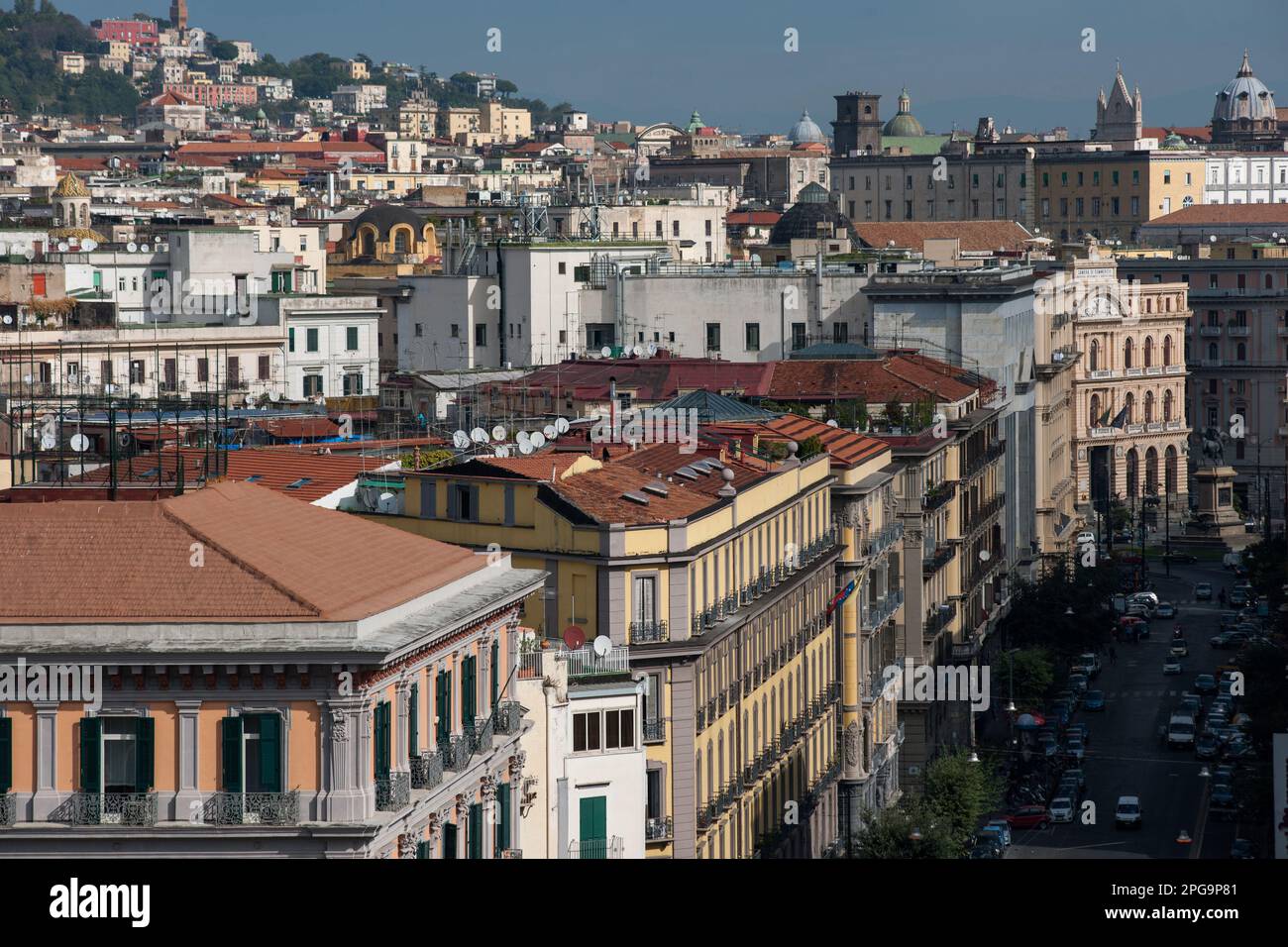 via de pretis, napoli, campania, italia Stock Photo - Alamy