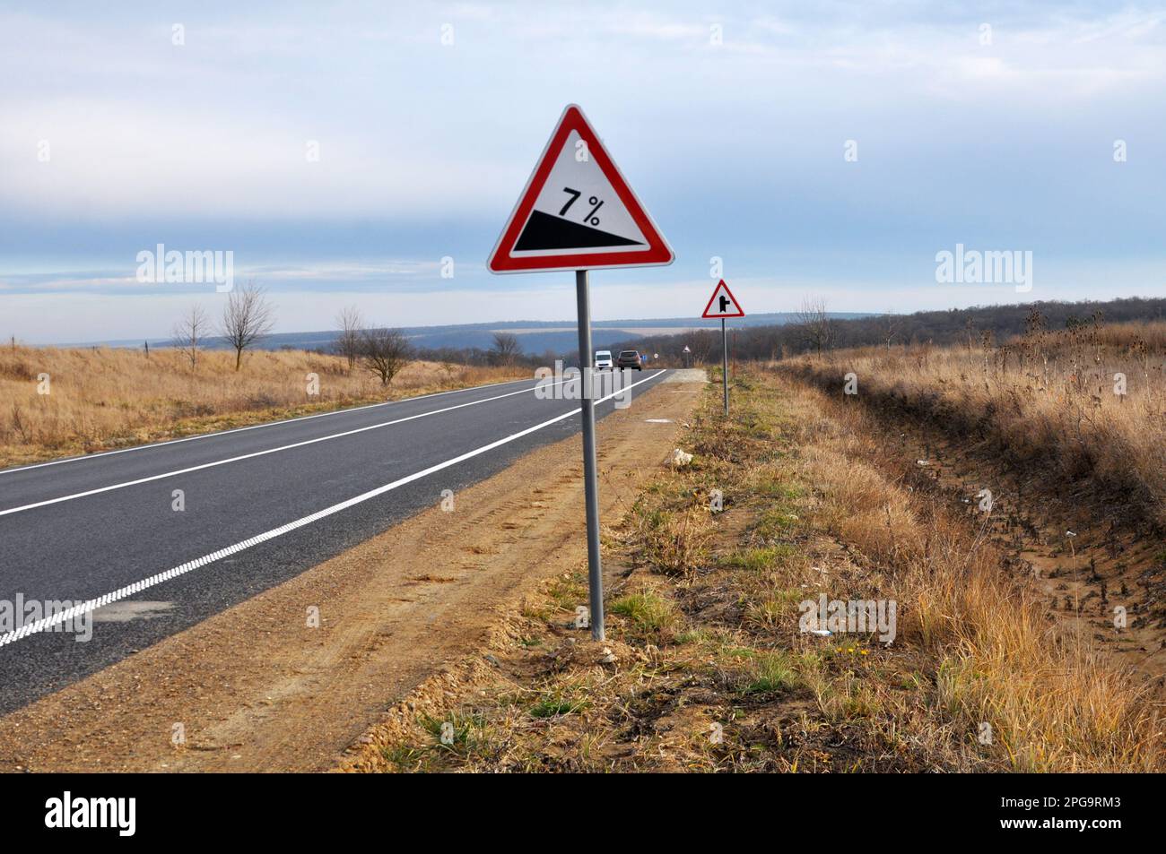 Road sign. Graphic drawing to communicate information to road users ...