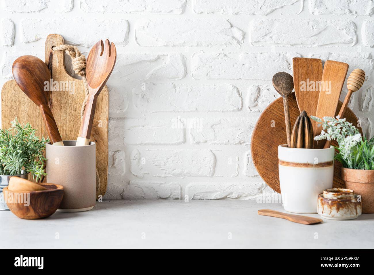 Kitchen utensils background Stock Photo - Alamy