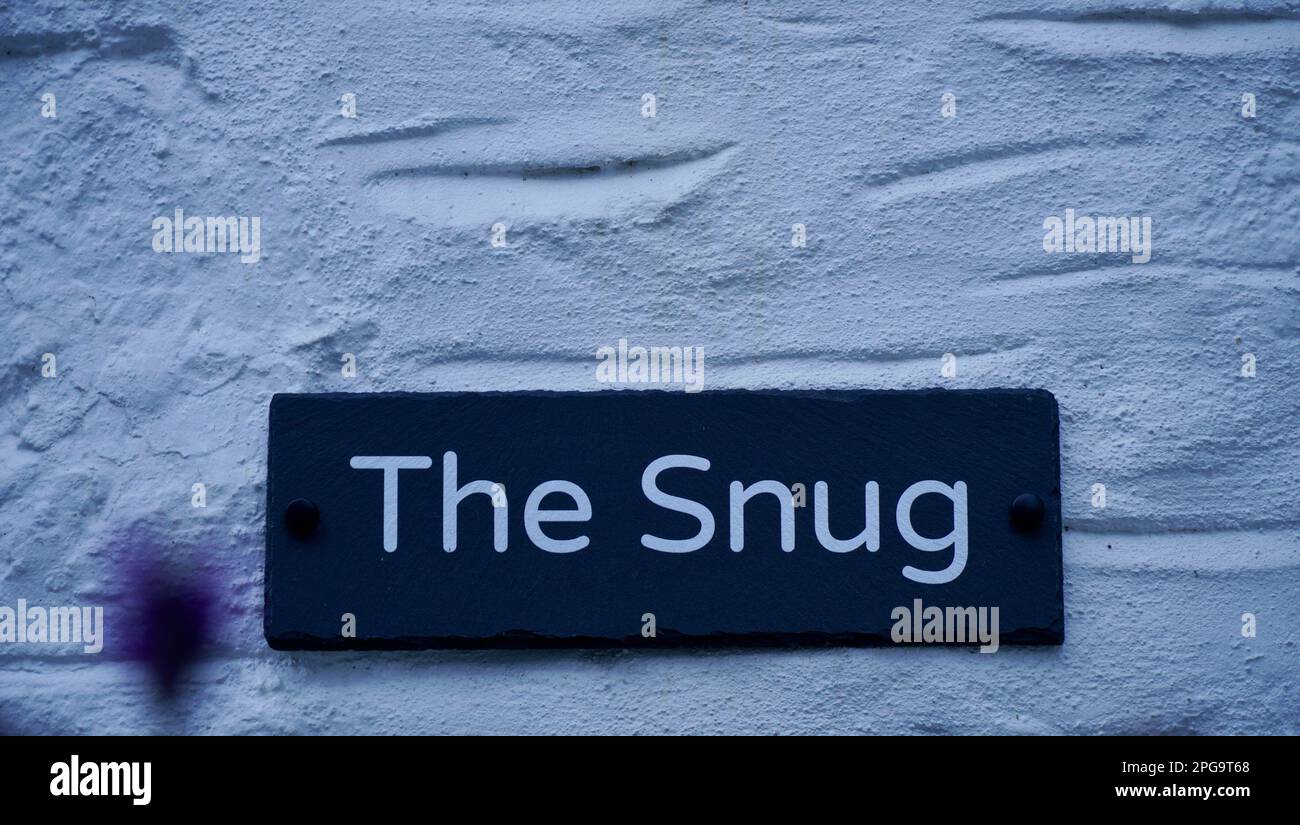 Street names, house numbers and commercial signs out and about in the ...