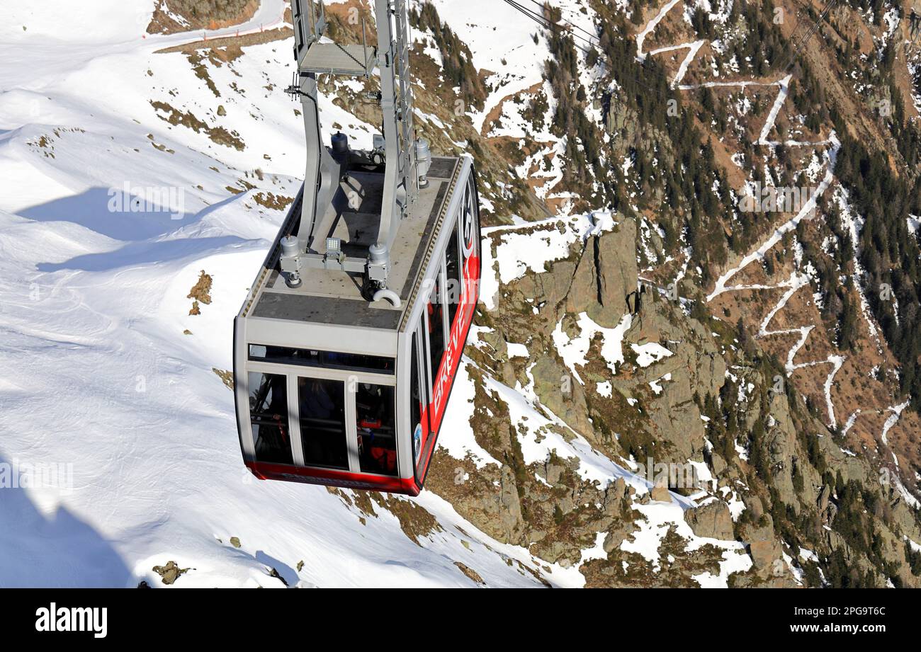 Mont blanc massif with brevent cable car hi-res stock photography and ...