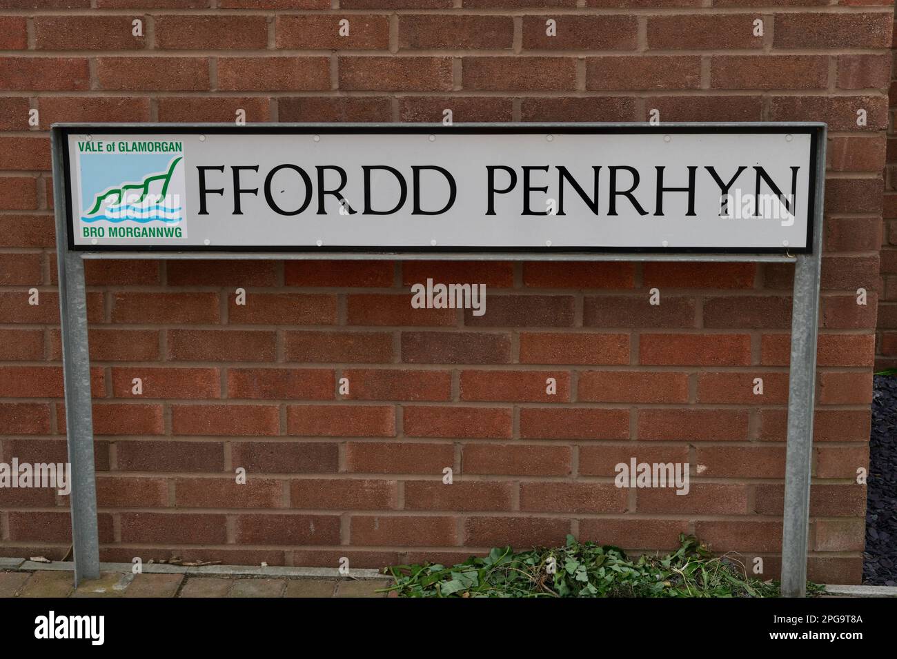 Street names, house numbers and commercial signs out and about in the ...