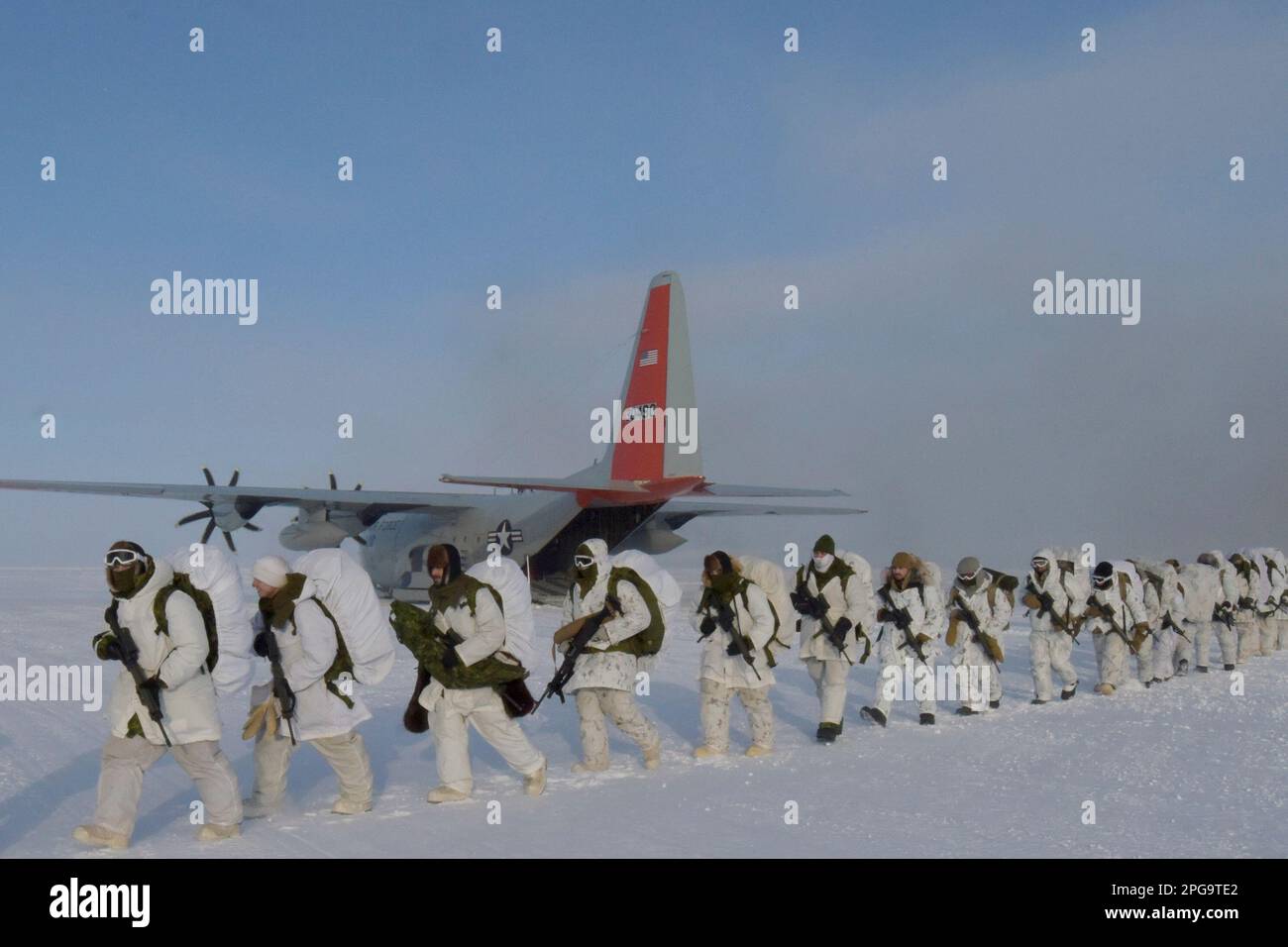 Resolute Bay, Nunavut, Canada. 15th Mar, 2023. U.S. Army and Canadian ...