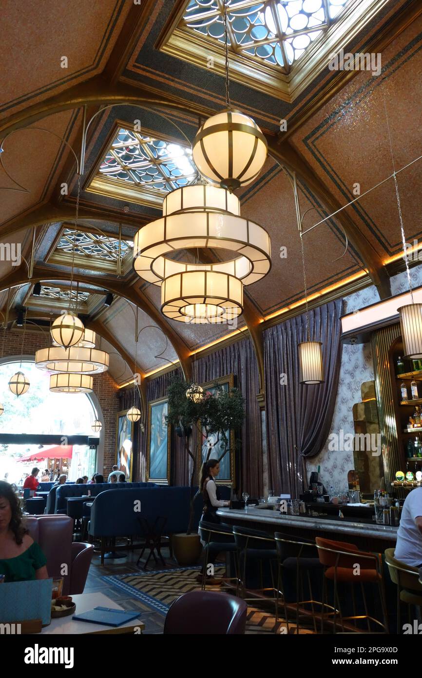 Art Deco Interior of Café en Seine, Dawson Street Dublin Ireland Stock ...