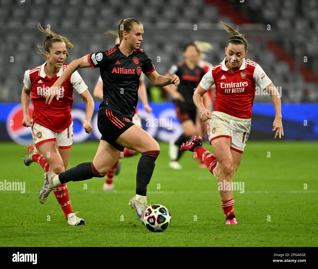 Munich, Germany. 21st Mar, 2023. Soccer, Women: Champions League ...