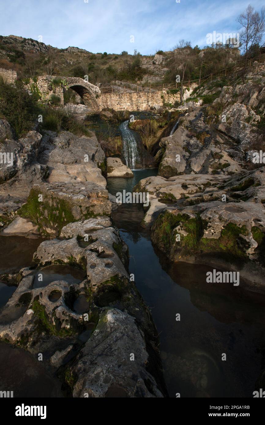 sorgenti del fiume auso, sant'angelo a fasanella, salerno, campania ...