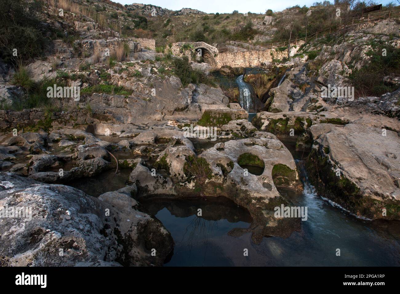 sorgenti del fiume auso, sant'angelo a fasanella, salerno, campania ...