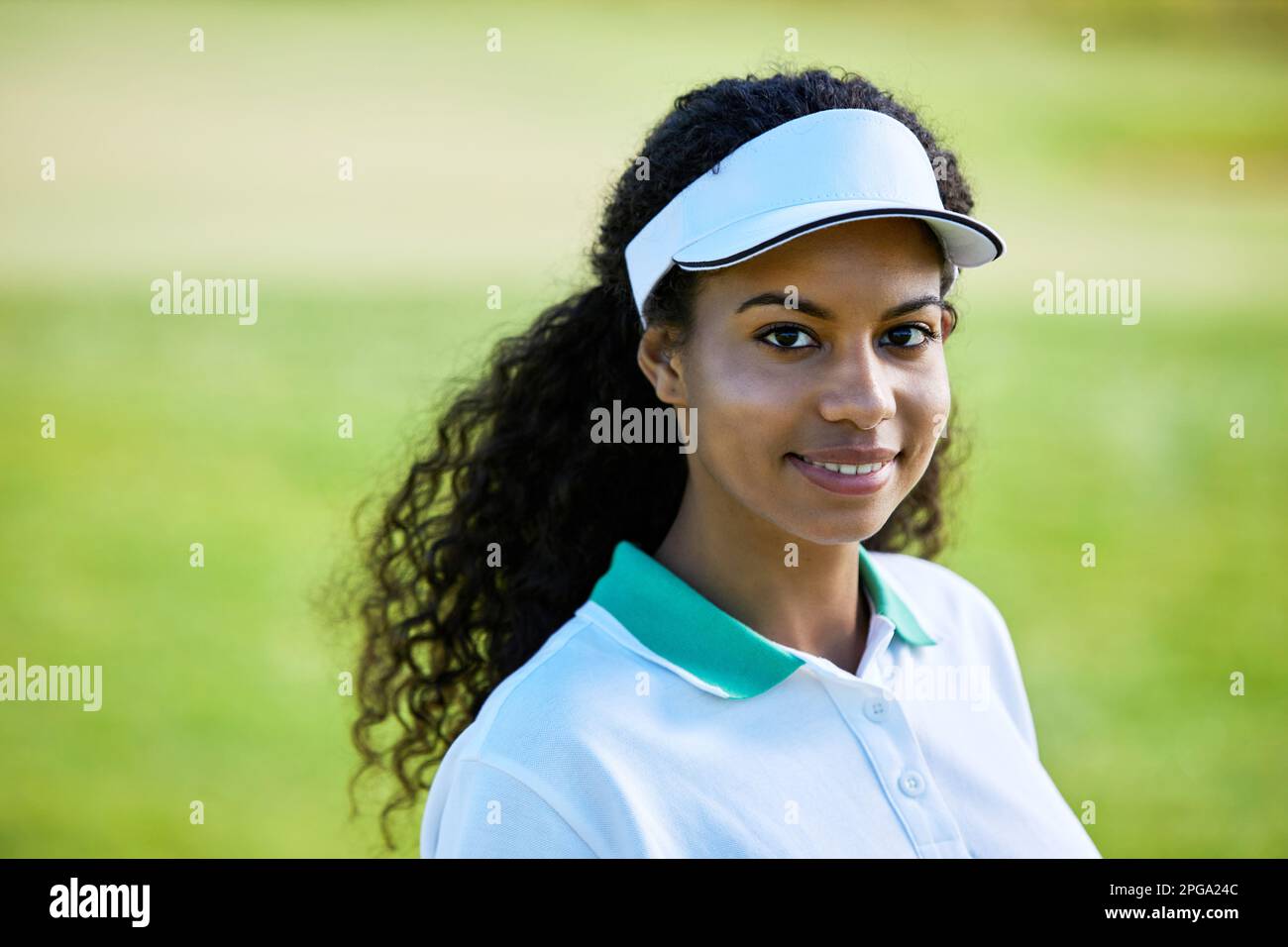Golf outfit hi-res stock photography and images - Alamy