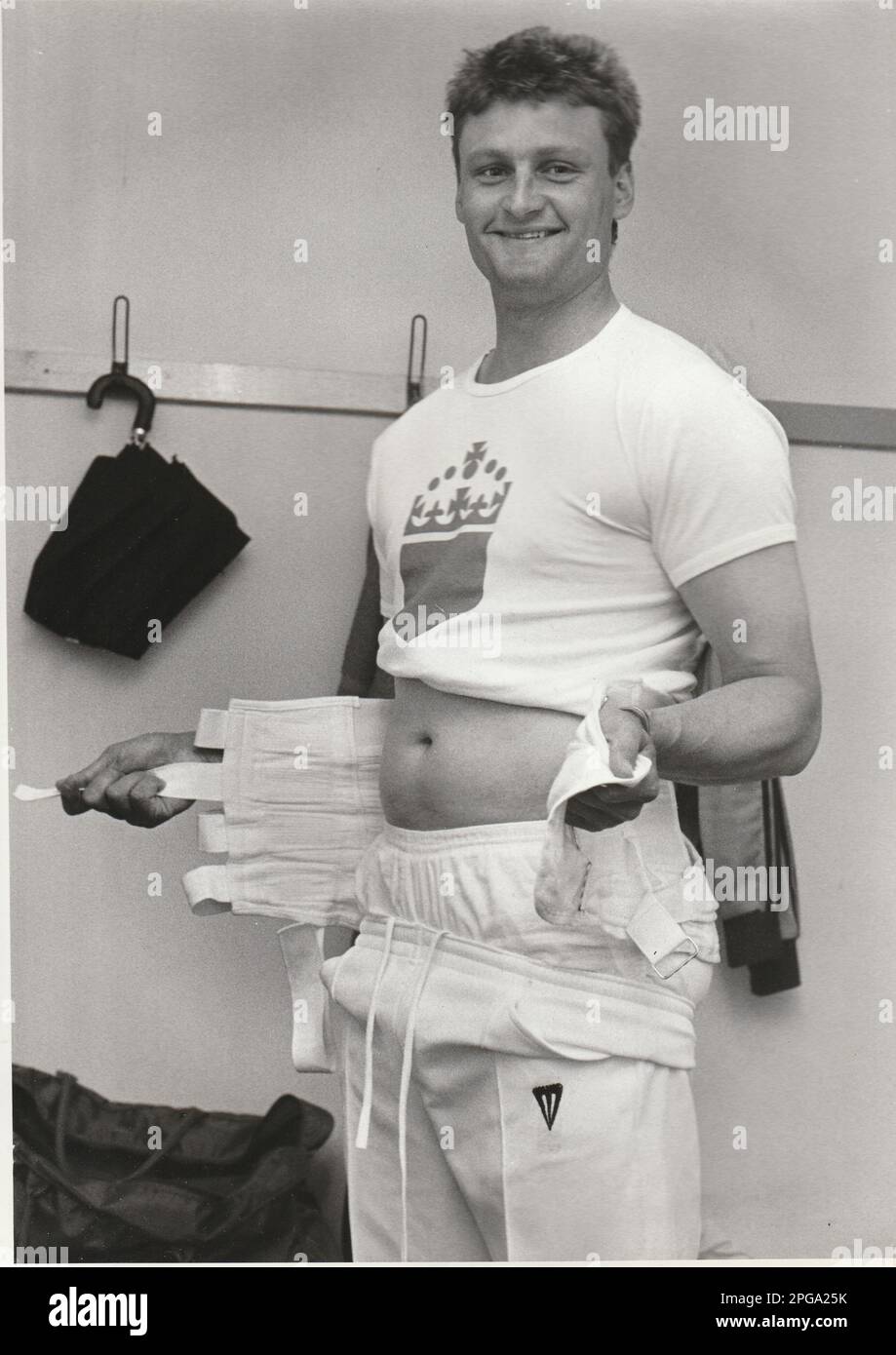 NEW ZEALAND AND SUSSEX CRICKETER ADRIAN JONES FITS HIS STRAPPING FOR ...