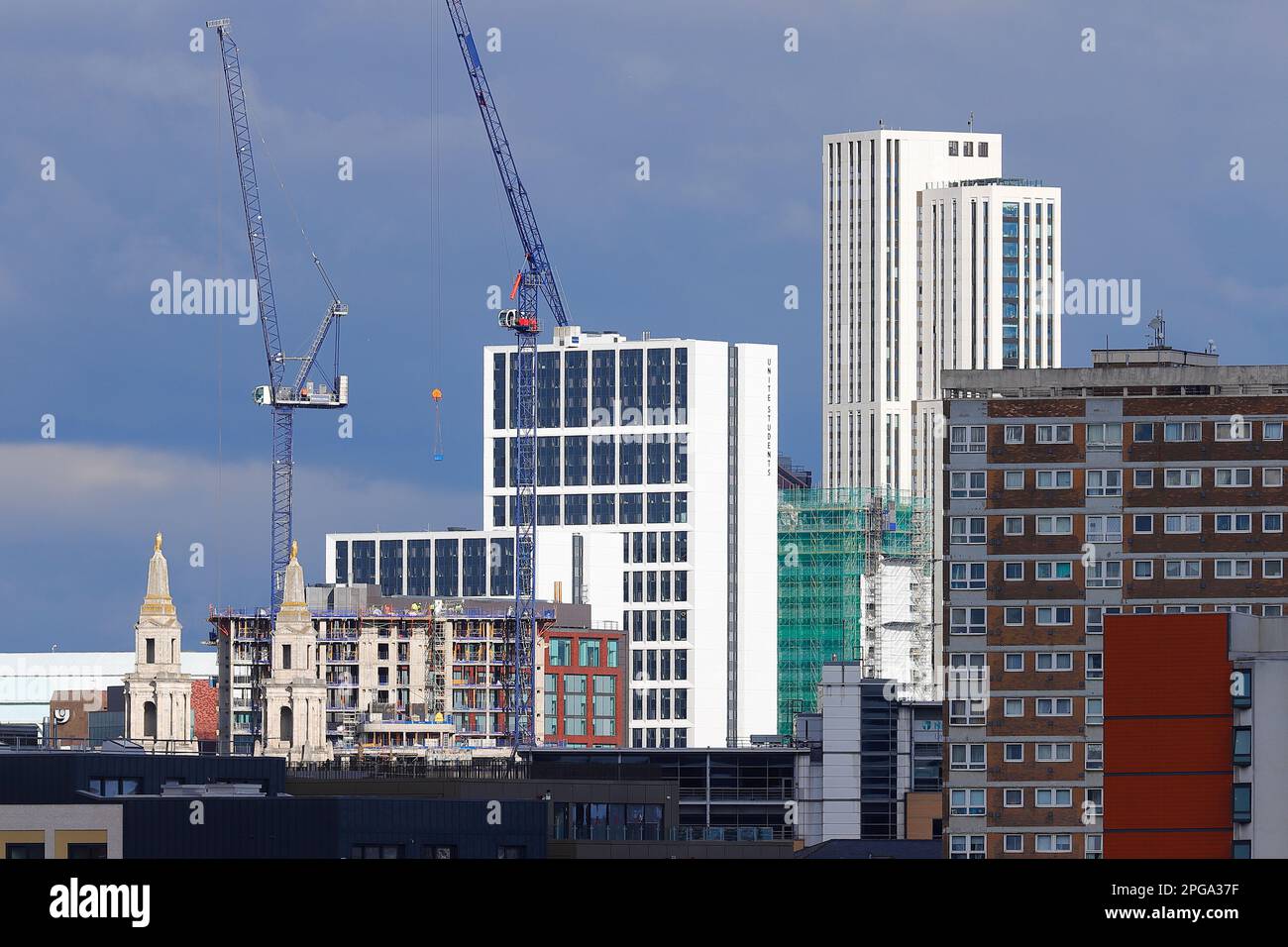 Leeds marlborough towers hi-res stock photography and images - Alamy