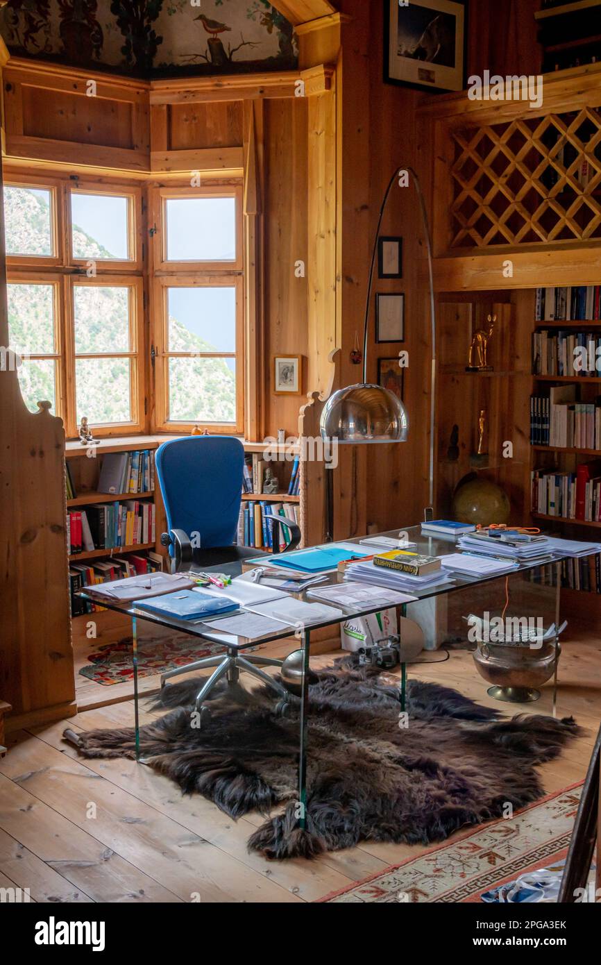 Reinhold Messner desk in Juval Castle (German: Schloss Juval, Italian ...