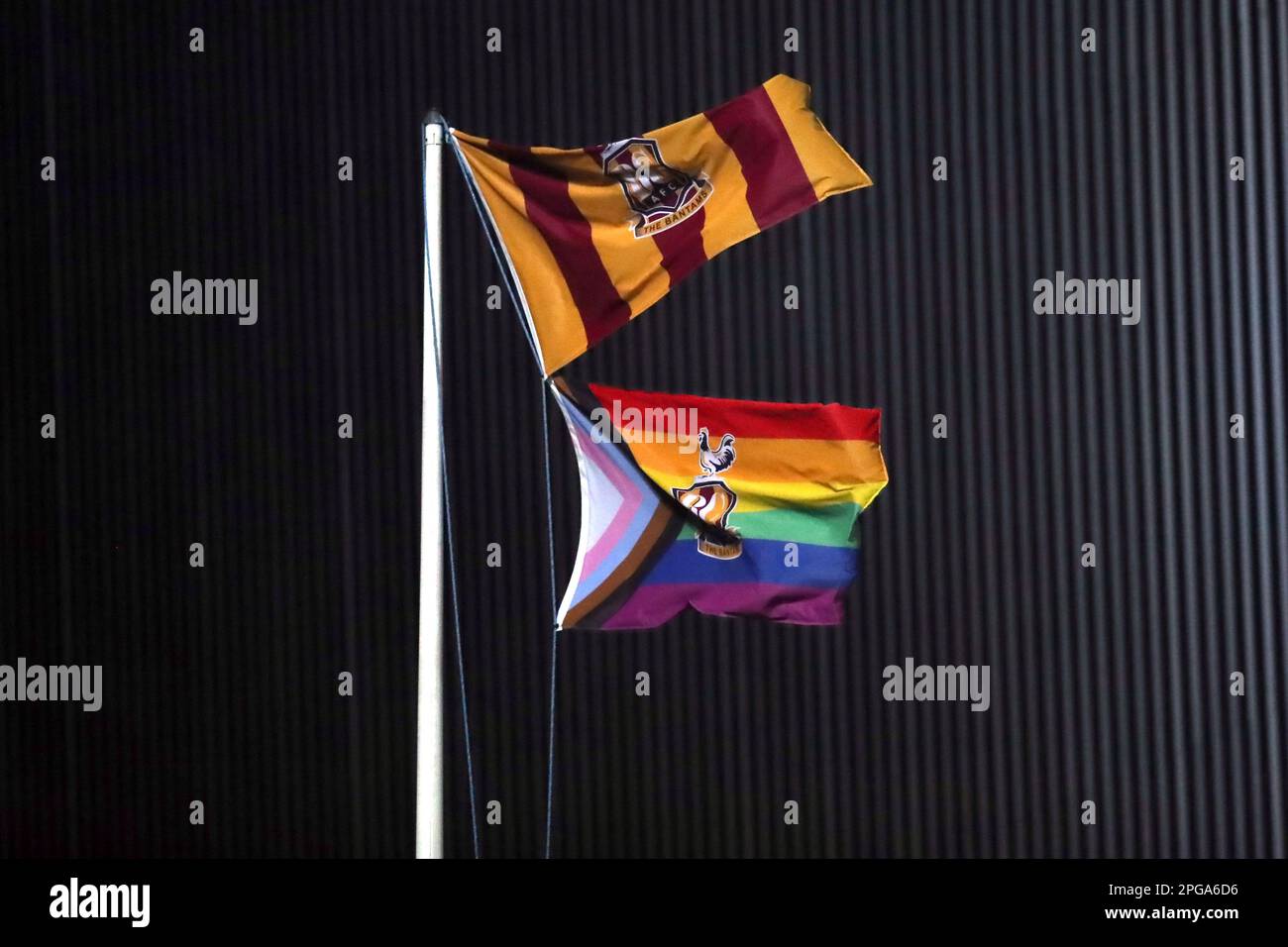 Carlisle united badge hi-res stock photography and images - Alamy