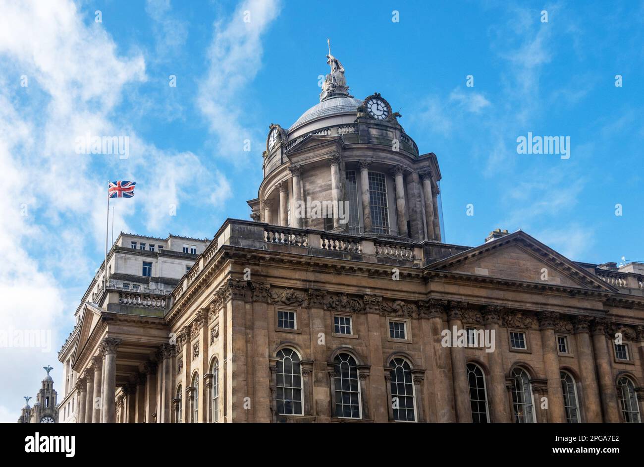 Townhall liverpool hi-res stock photography and images - Alamy