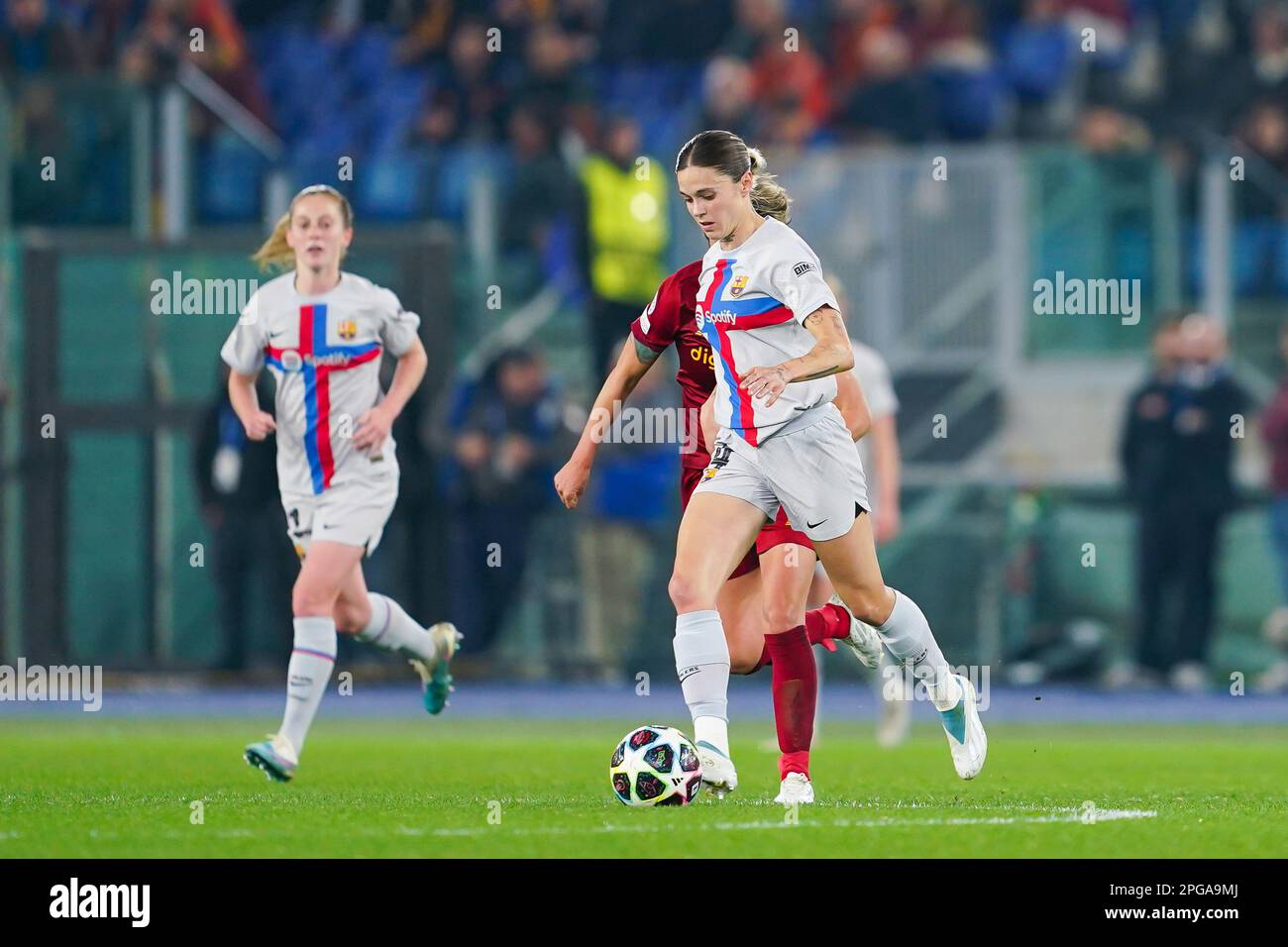 Maria mapi leon hi-res stock photography and images - Alamy