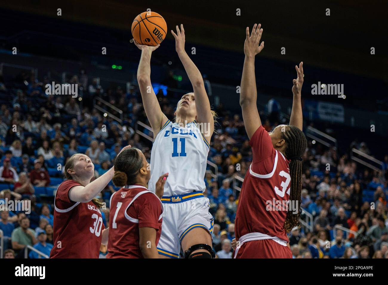 Emily scott hi-res stock photography and images - Alamy