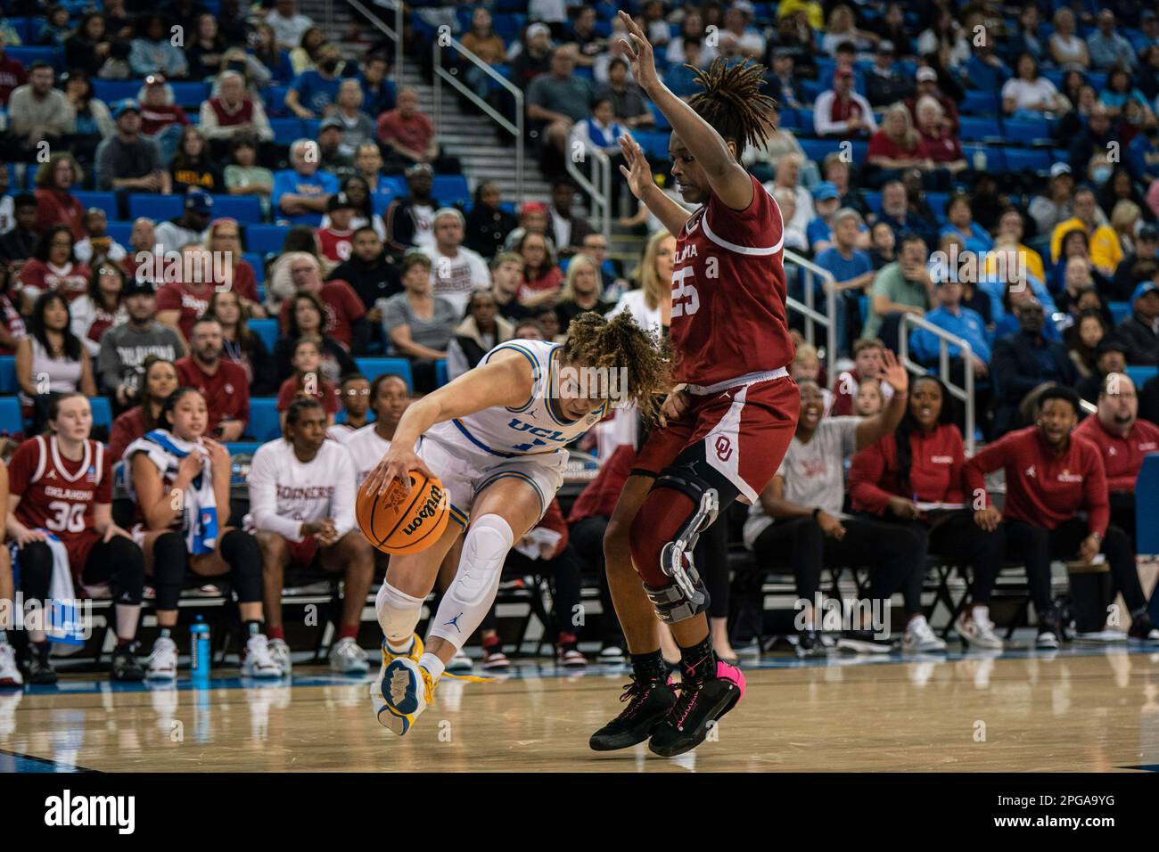 UCLA Bruins guard Kiki Rice (1) drives against Oklahoma Sooners forward ...