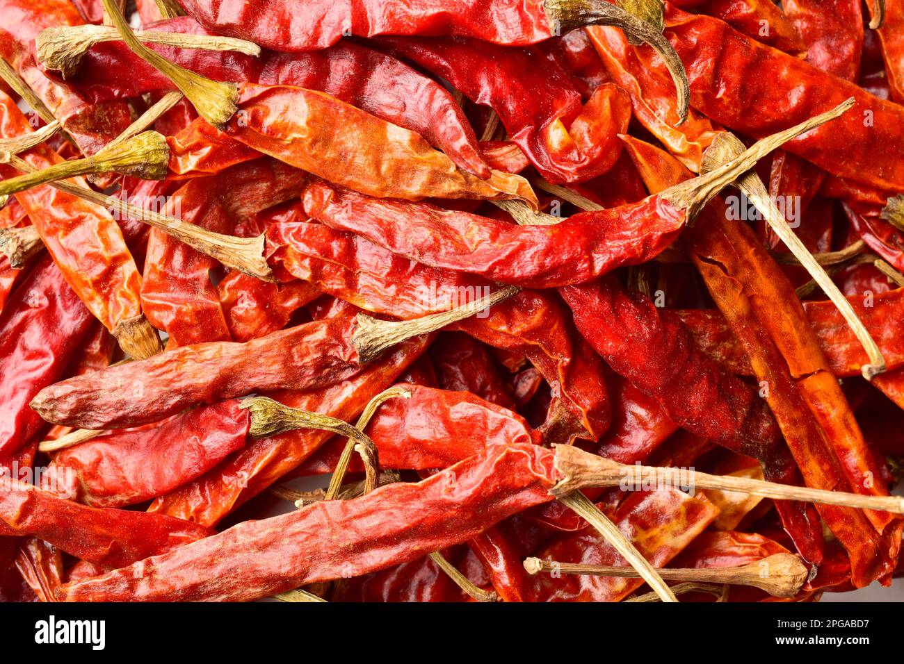 red chilli texture background, dry red chilli cayenne Stock Photo - Alamy