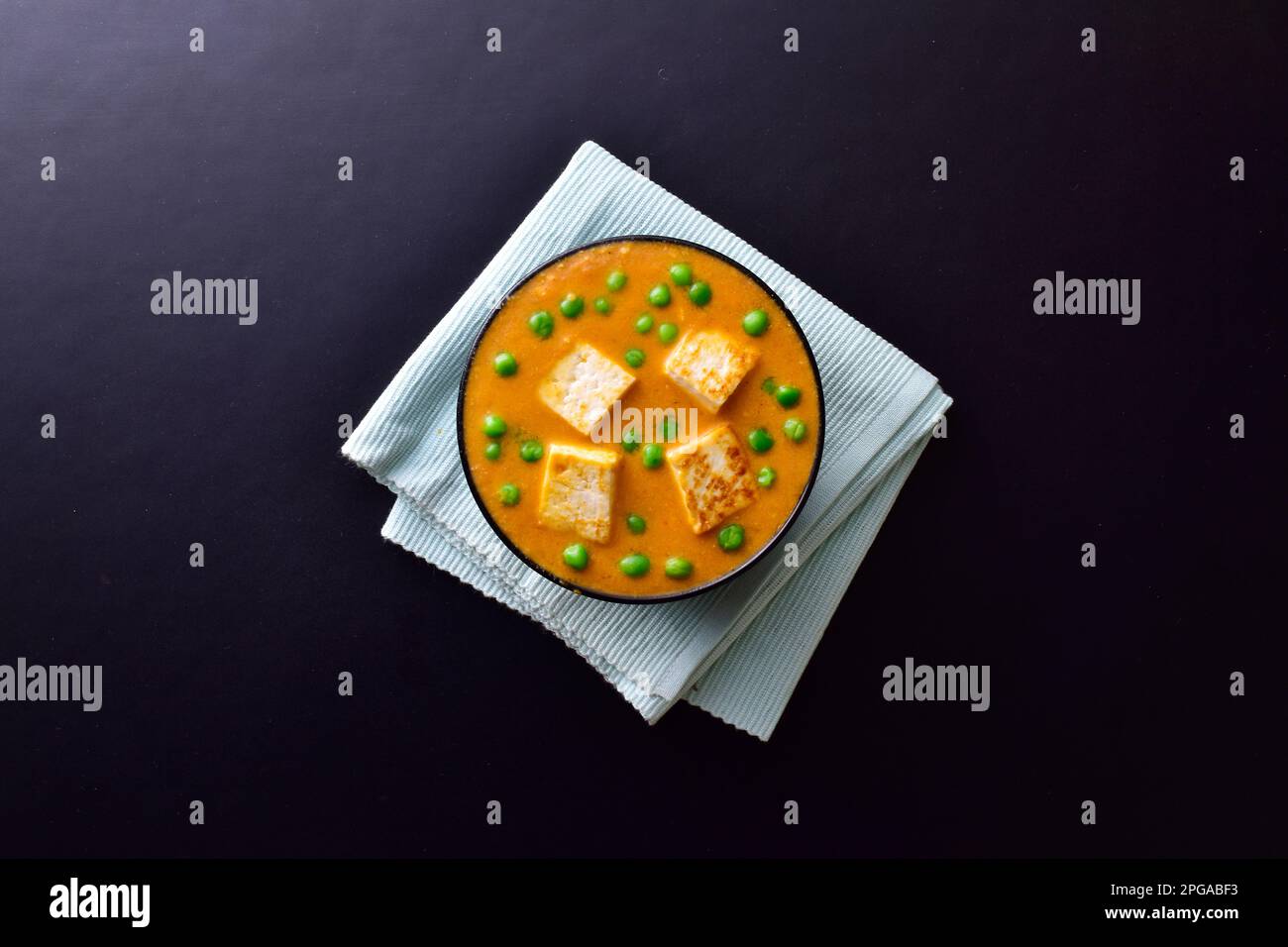 Top view of matar paneer in bowl, veg indian food Stock Photo - Alamy