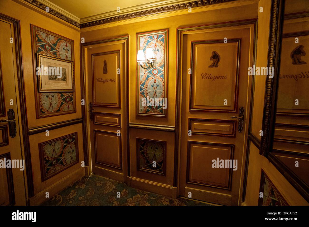 Le Procope Restaurant in Paris, France. The oldest café in Paris in the ...