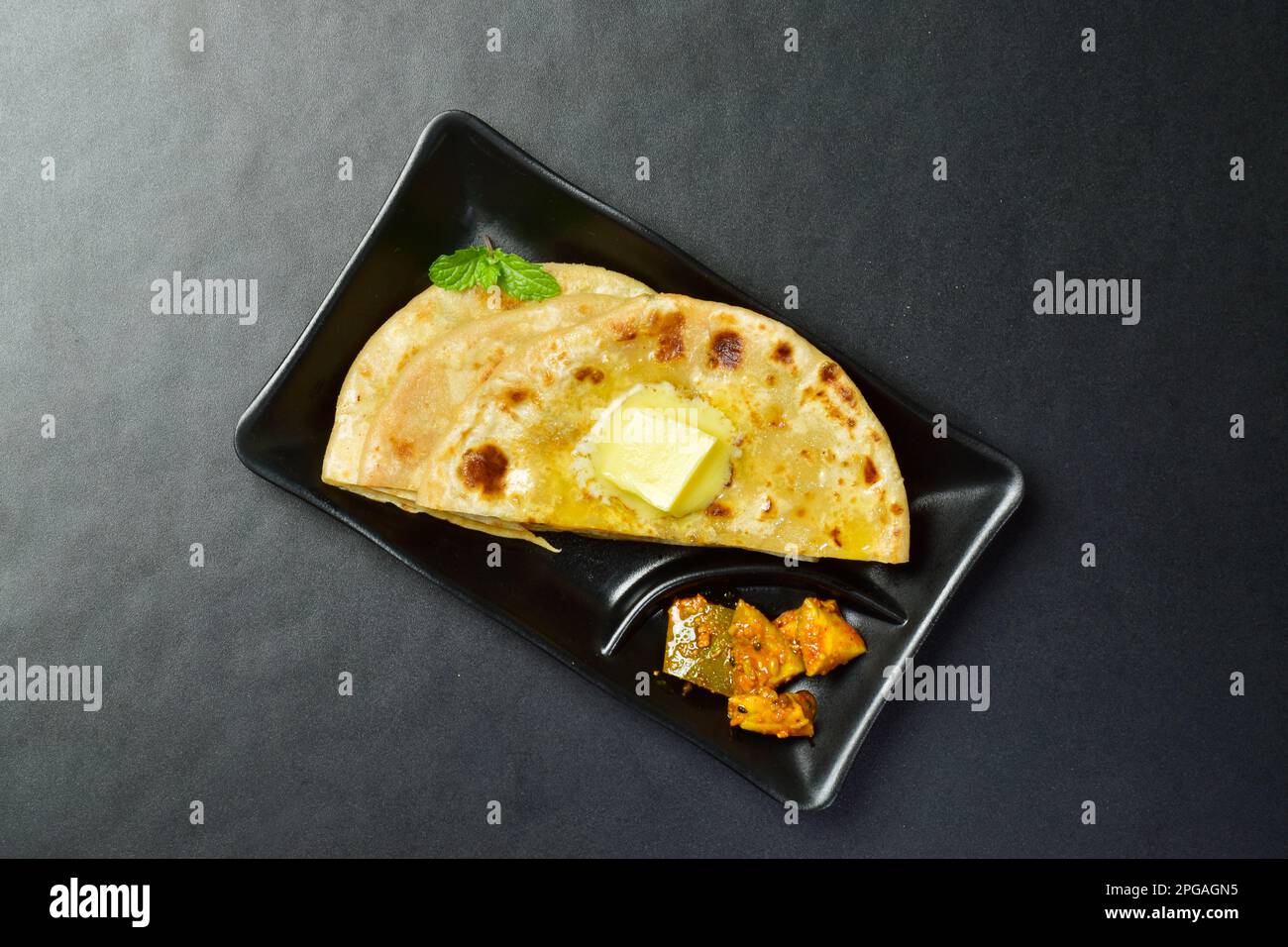 Aloo paratha top view hi-res stock photography and images - Alamy