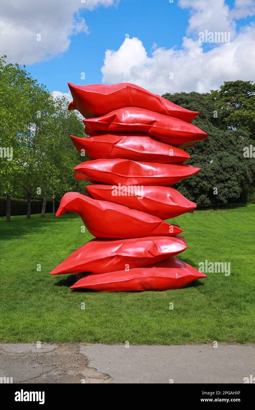 London, UK. 16 Sep 2022. Frieze Sculpture 2022 exhibition at Regent's ...